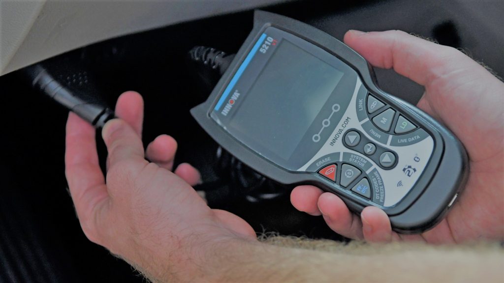 Best OBD 2 Scanner With Live Data - ObdCore